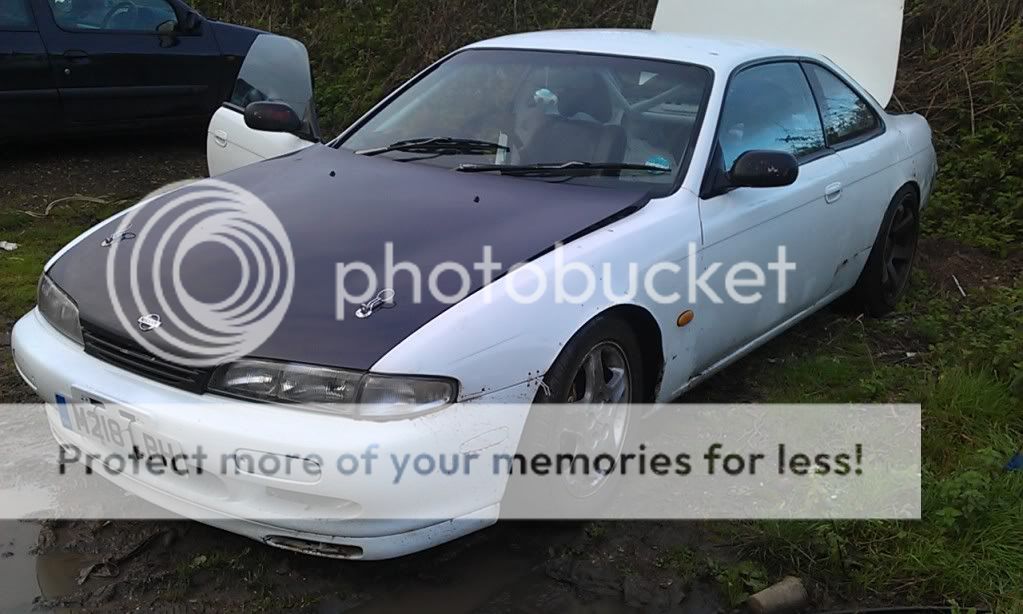 BREAKING!! S14 front end, with lights, bumper, wings, bonnet, grill etc ...